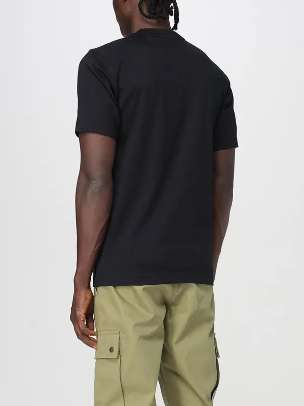 Burberry T-shirt Colour
