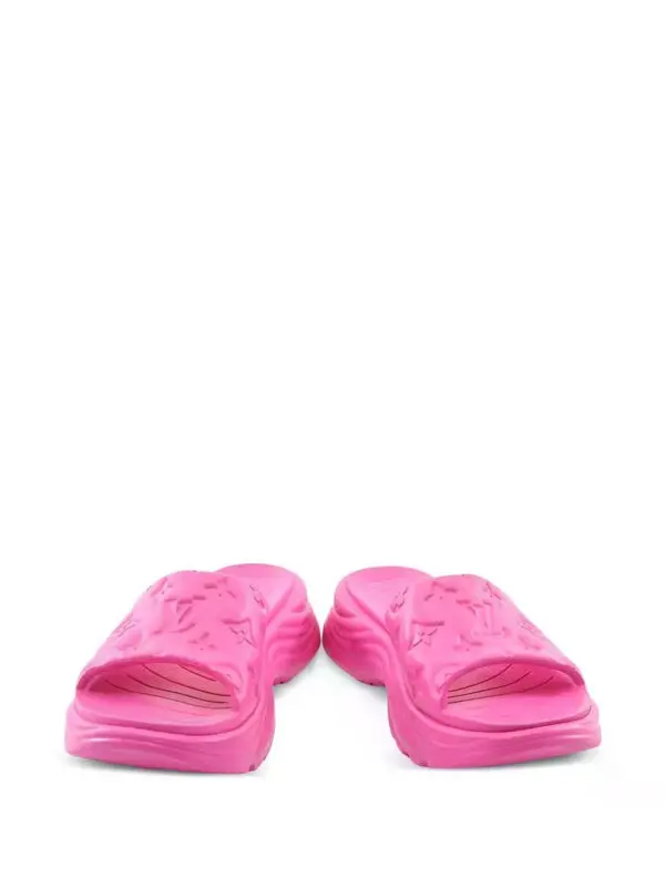 LOUIS VUITTON Pool 55 Monogram Rubber Sandals - Pink