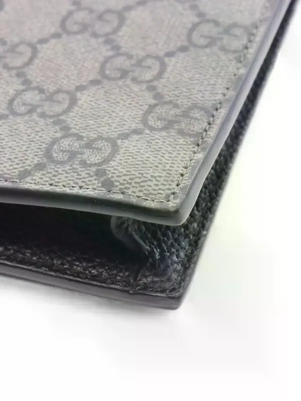 Gucci 2010s Gg Supreme Clutch Bag