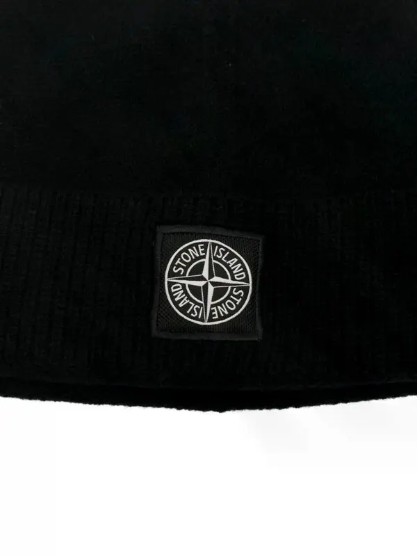 Stone Island Logo Patch Beanie Hat - Black