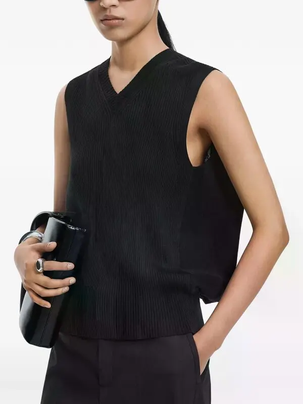 JNBY V-neck Ribbed Vest