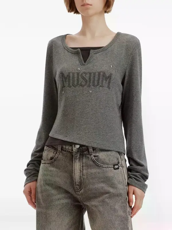 MUSIUM DIV. Logo Print Asymmetric Hem T-shirt