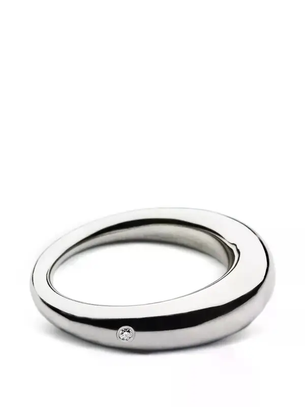 LUMINOUS 27 Eduardo Chiquito Diamond Ring