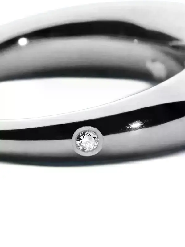 LUMINOUS 27 Eduardo Chiquito Diamond Ring