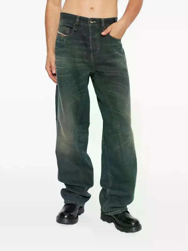 DIESEL® 2001 D-macro-u Jeans