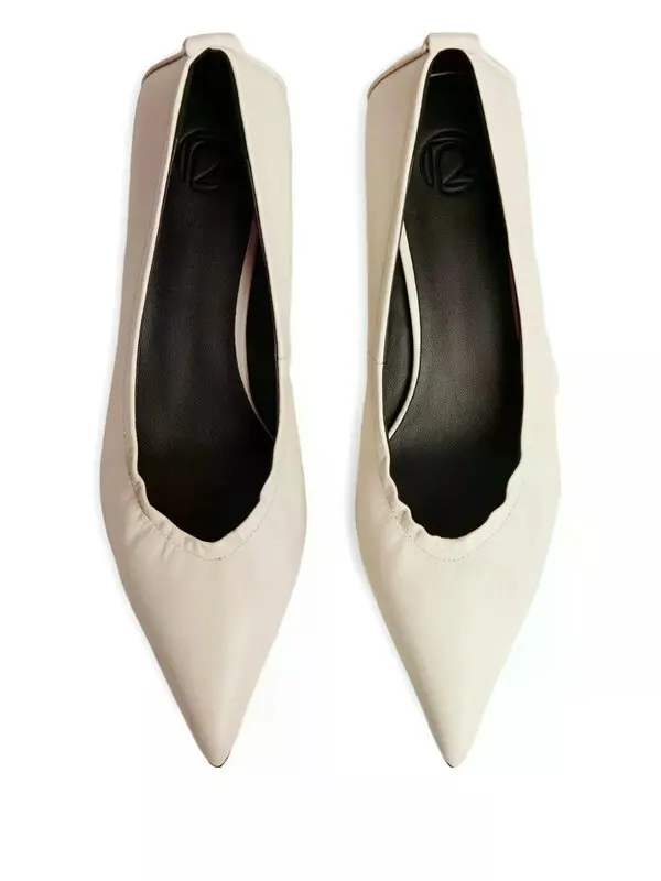 12 STOREEZ 45mm Pointed Leather Kitten Heel Pumps