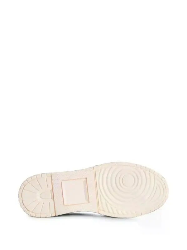D.a.t.e. Sneakers