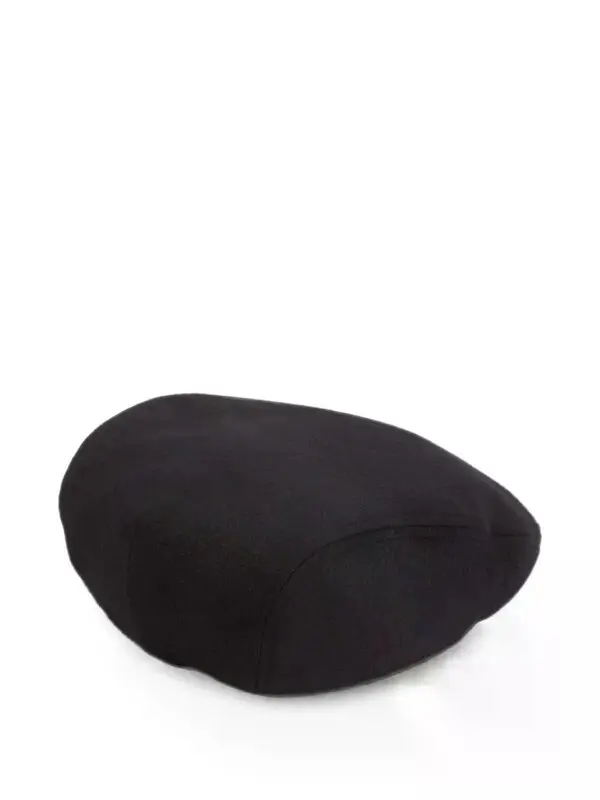 Jacquemus Logo-embroidered Flat Cap - Black