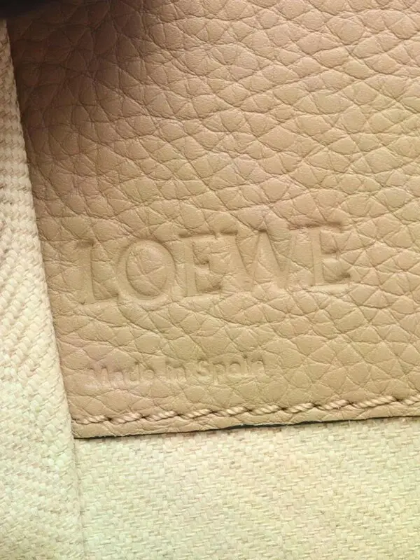 Loewe 2010-2026 Small Leather Hammock Bag Satchel