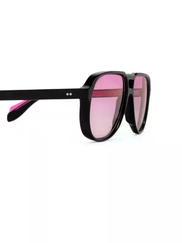 CUTLER & GROSS Pilot Frame Sunglasses - Black
