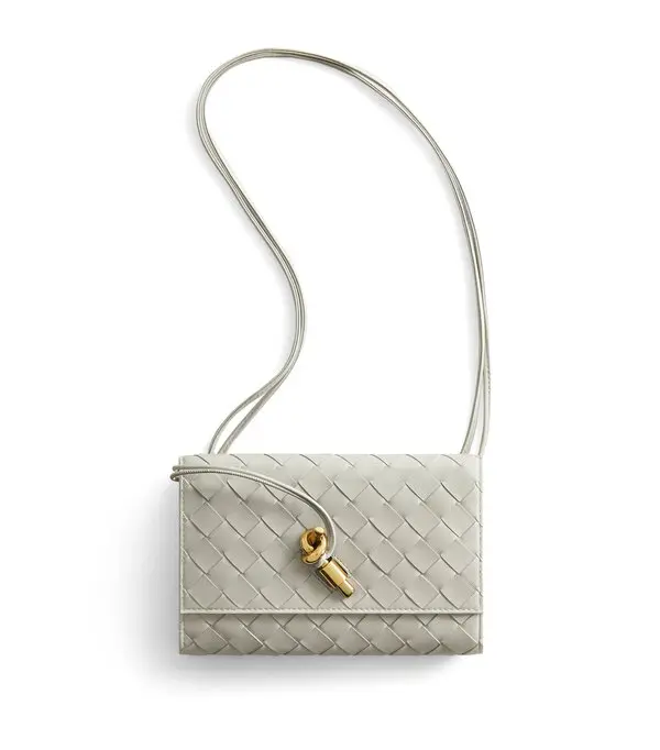 Bottega Veneta Leather Andiamo Wallet On Strap