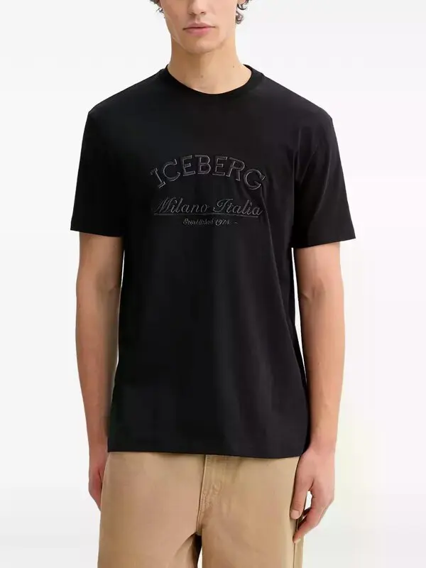 Iceberg Logo-embroidered T-shirt