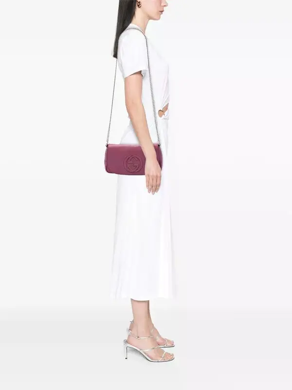 Gucci Soho Chain Flap Crossbody Bag In Calfskin - Pink