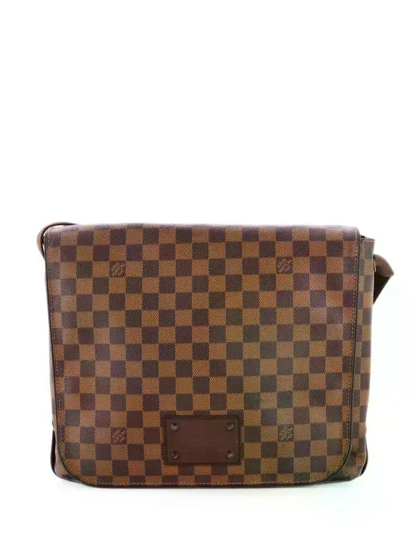 LOUIS VUITTON District Messenger Bag Damier Mm Crossbody Bag