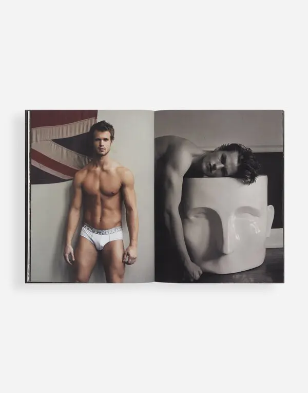 Dolce & Gabbana Uomini Mariano Vivanco Books