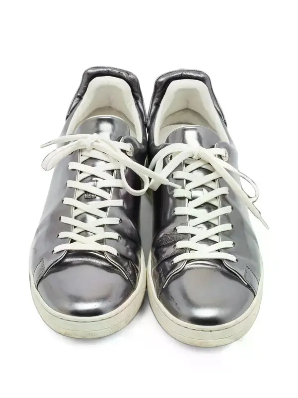 LOUIS VUITTON Frontrow Low-top Sneakers