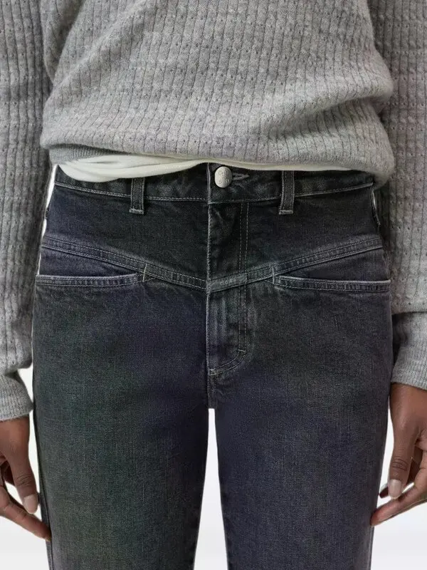 Closed Pedal Pusher Tapered Jeans