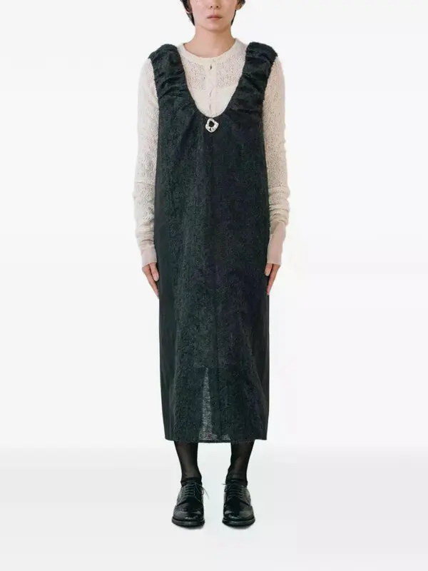 MULLER OF YOSHIOKUBO Relief Brooch-detail Bouclé-texture Maxi Dress - Black