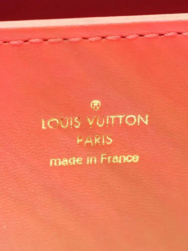 LOUIS VUITTON 2000-2026 Monogram Falling In Love Mobile Box Satchel