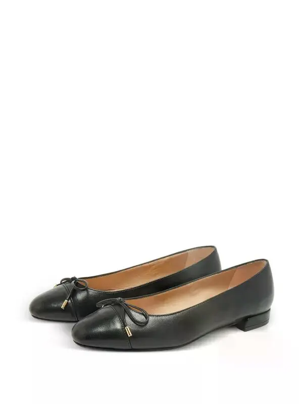 STUART WEITZMAN Round Toe Ballet Flats With Bow Detailing