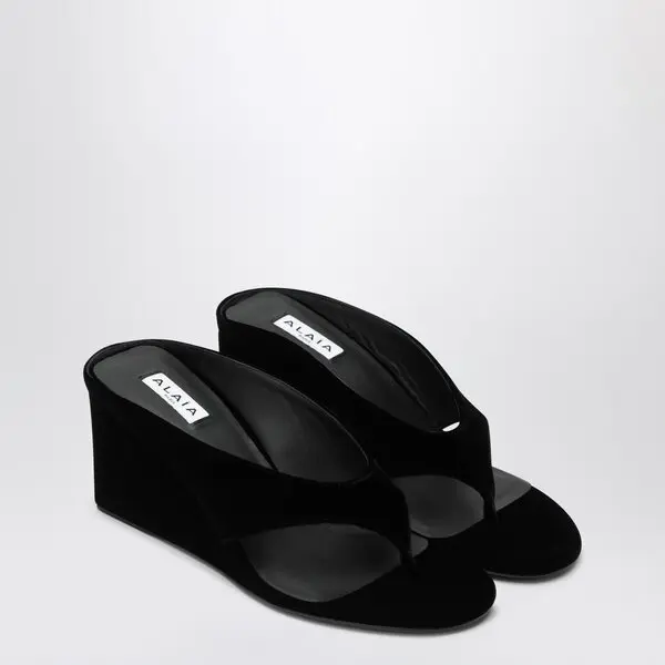 Alaïa Thong Mules With Wedge In Velvet
