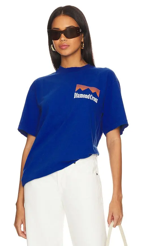 DIAMOND CROSS RANCH Three Peaks T-shirt In . Also