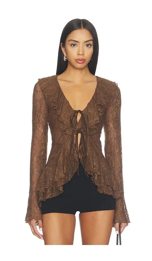 MORE TO COME Alisia Top In . Also