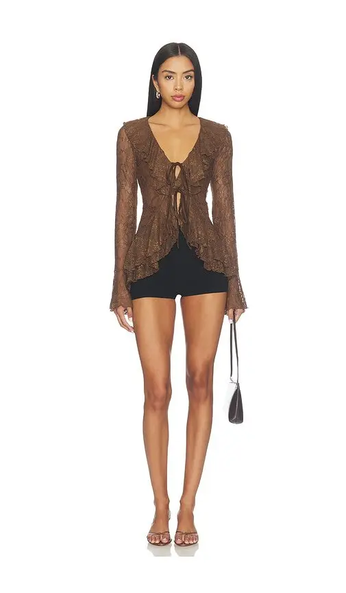 MORE TO COME Alisia Top In . Also