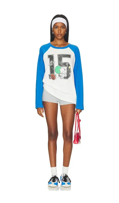 Daydreamer Peanuts Go For It Oversized Raglan Long Sleeve Tee In . Also