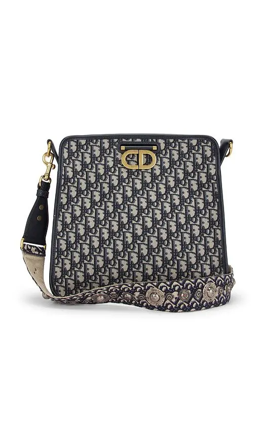 FWRD RENEW Dior Oblique Montaigne 30 Crossbody Bag