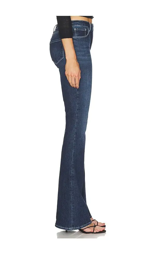 L'Agence Marty Flare Jean In . Also