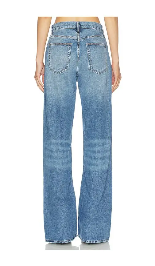 FRAME The Off Duty Loose Jeans In . Also