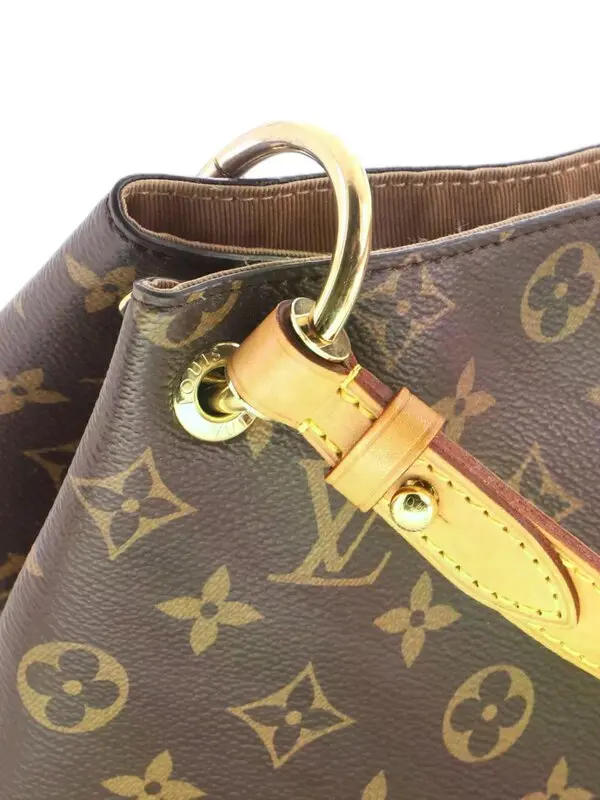 LOUIS VUITTON Monogram Canvas Mm Hobo Bag