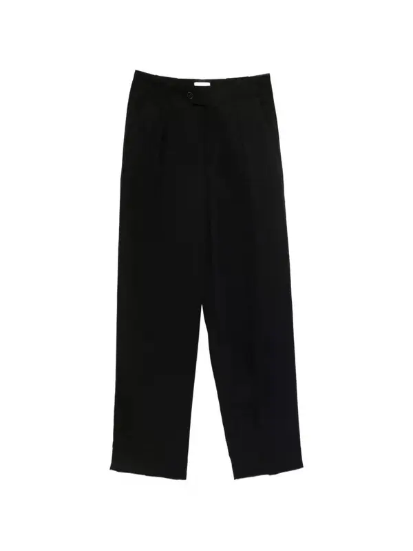 Closed Pleated-detail Tapered Trousers - Black