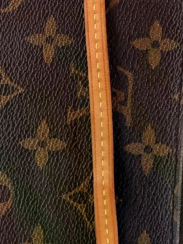 LOUIS VUITTON Monogram Canvas Pouch