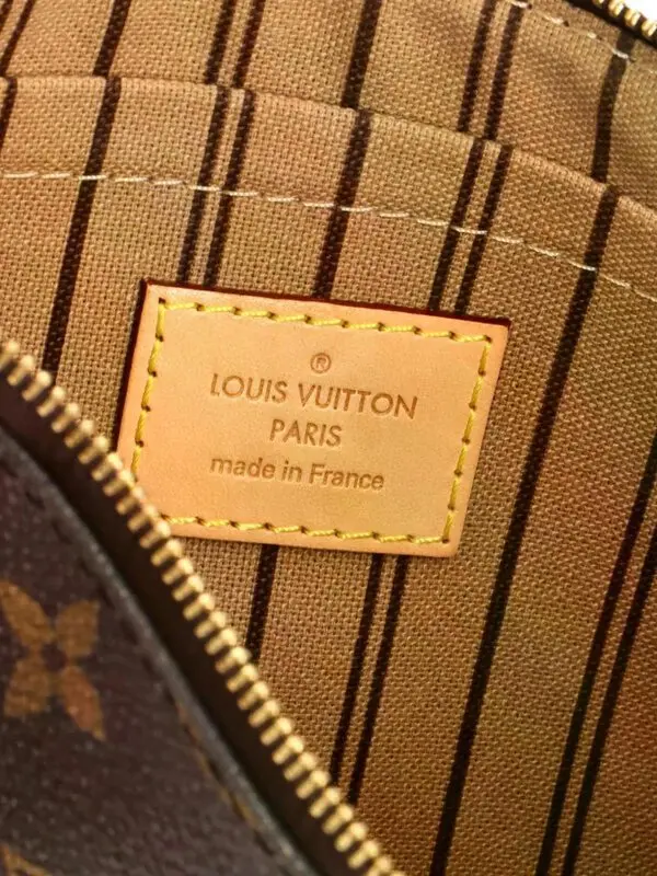 LOUIS VUITTON Monogram Canvas Pouch