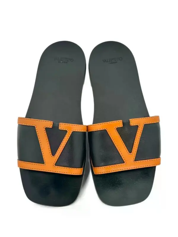 Valentino Garavani Viva Superstar Vlogo Sandals