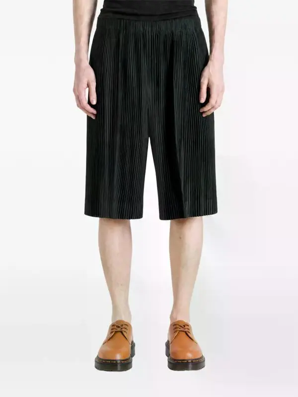 Issey Miyake Monthly August Pleated Shorts - Grey