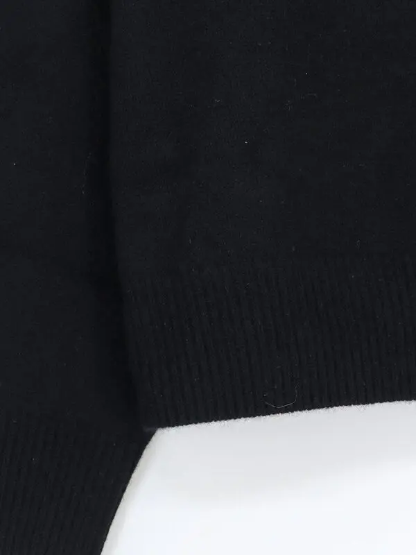 Soft Goat Cashmere V-neck Sweater