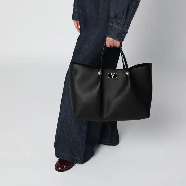 Valentino Garavani Large Rockstud Leather Shopping Bag