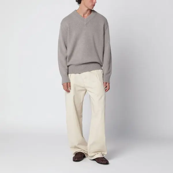 Soft Goat Greige Cashmere V-neck Sweater