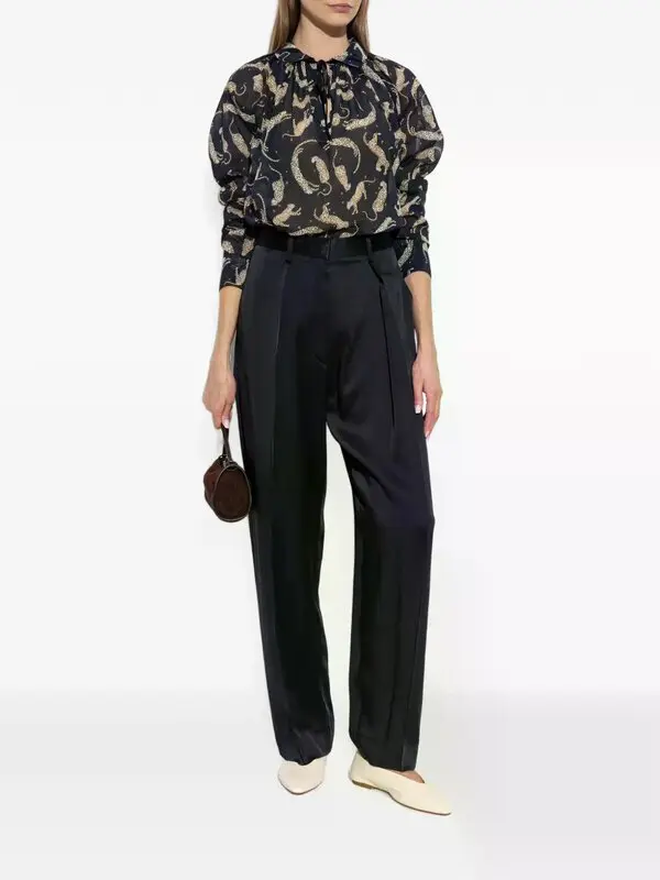 FORTE_FORTE Animal Motif Tie Neck Blouse