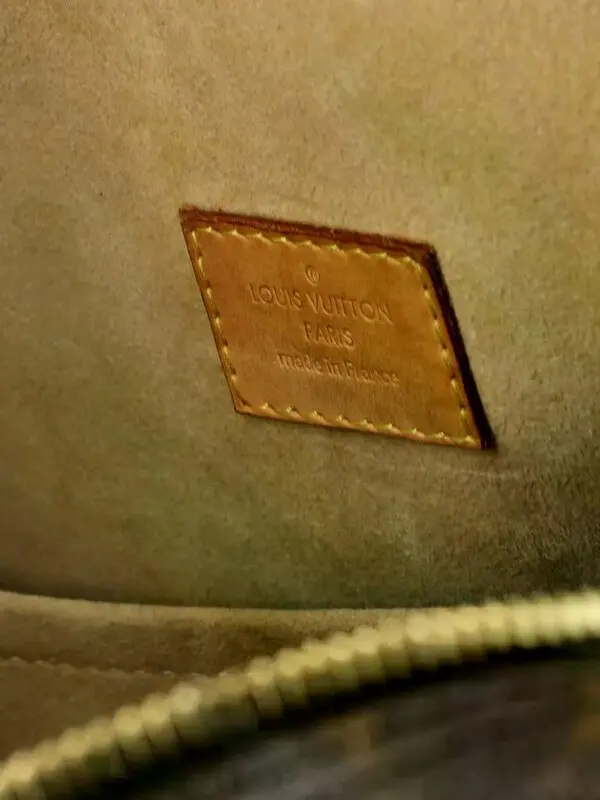 LOUIS VUITTON Manhattan Handbag Monogram Canvas Gm Satchel