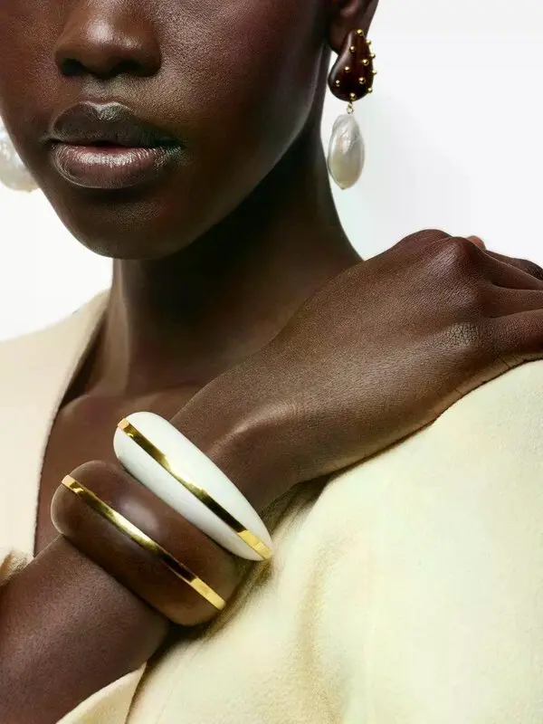 LIZZIE FORTUNATO Orbit Pearl Earrings