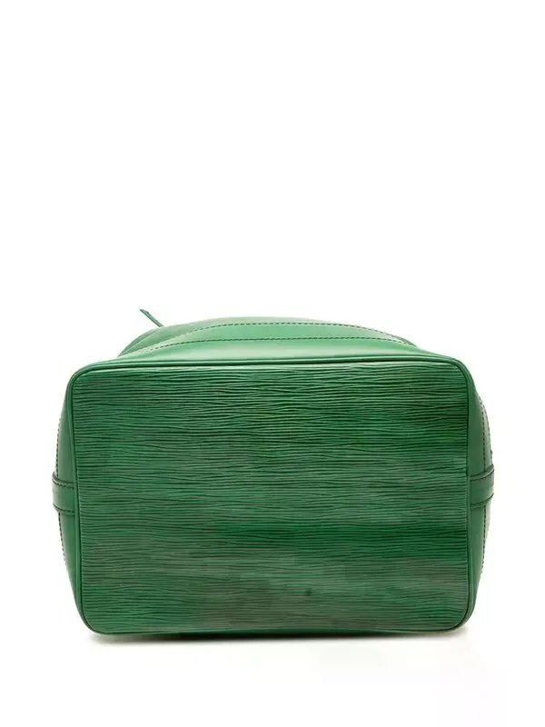 LOUIS VUITTON Epi Noe Gm Bucket Bag