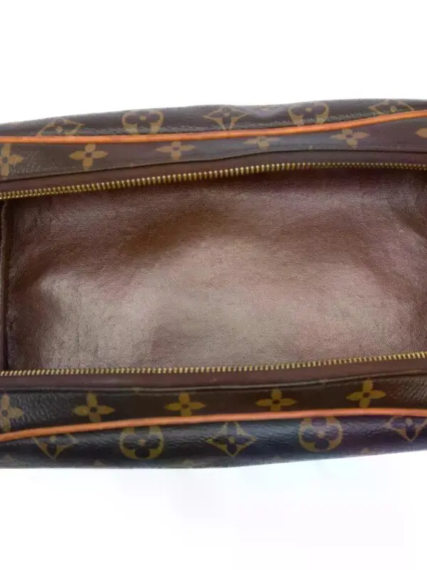 LOUIS VUITTON 2019 Monogram Dopp Kit Toilet Pouch Vanity Bag