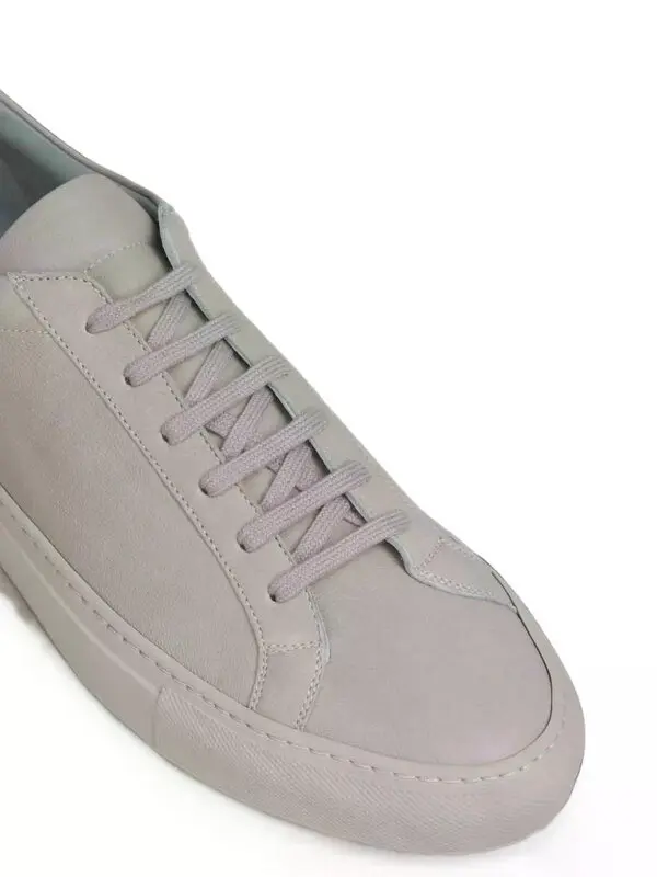 COMMON PROJECTS Low-top Leather Sneakers