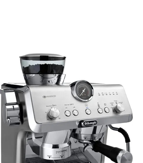 DE'LONGHI La Specialista Opera Coffee Machine