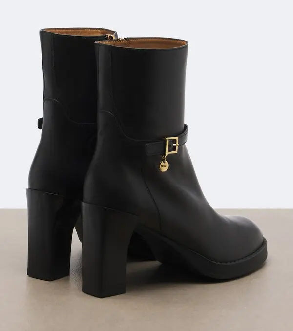 TOD'S Leather Ankle Boots