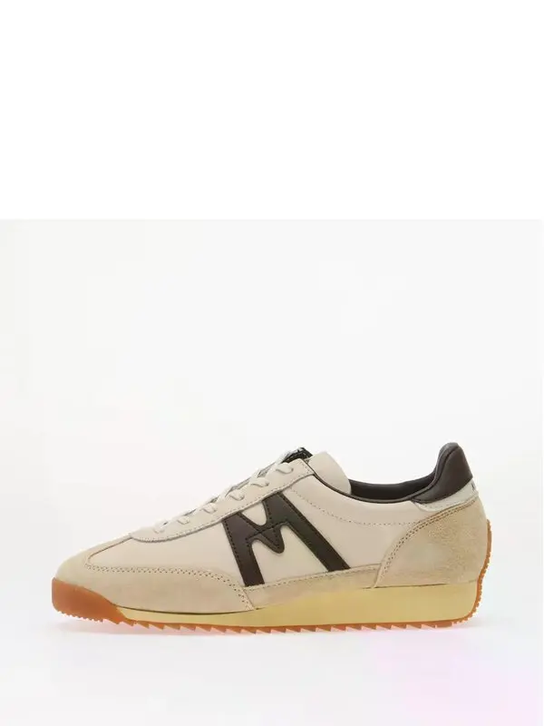 KARHU Mestari 76 Sneakers - Neutrals